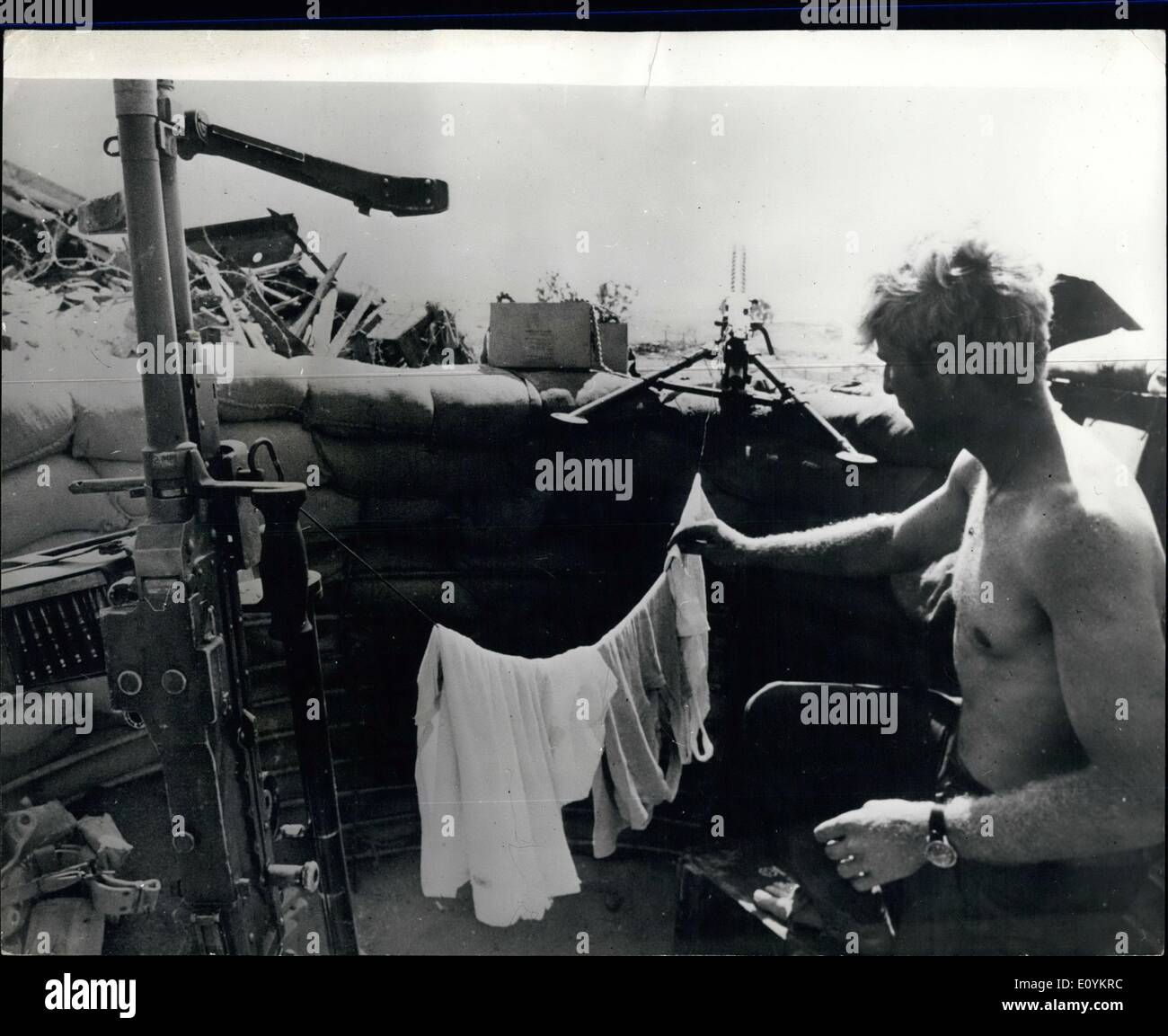 Israeli soldiers 1970 hi-res stock photography and images - Alamy
