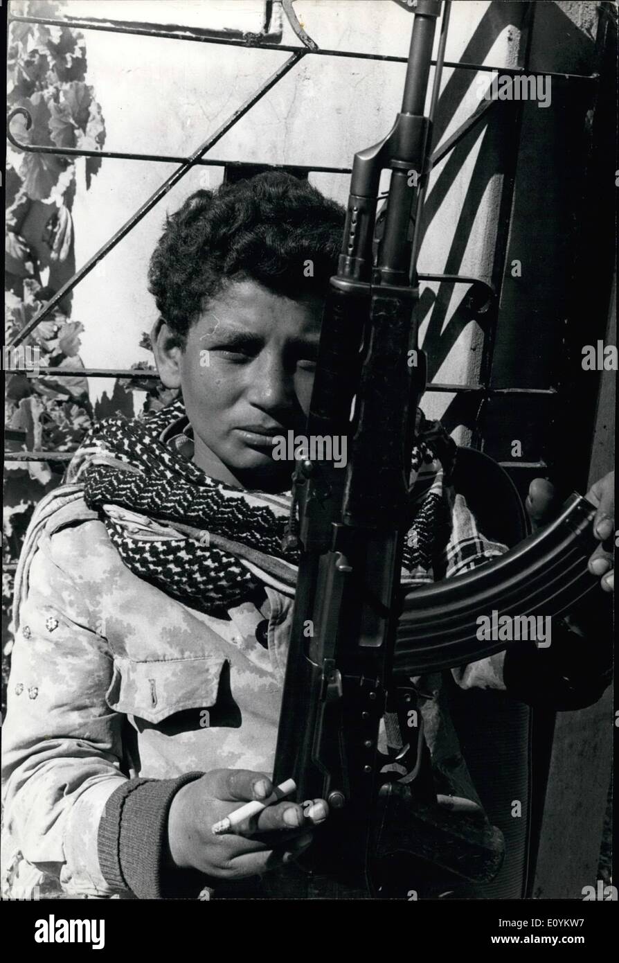 Sep. 09, 1970 - An Arab Commando boy guards the entrance of Commando ...