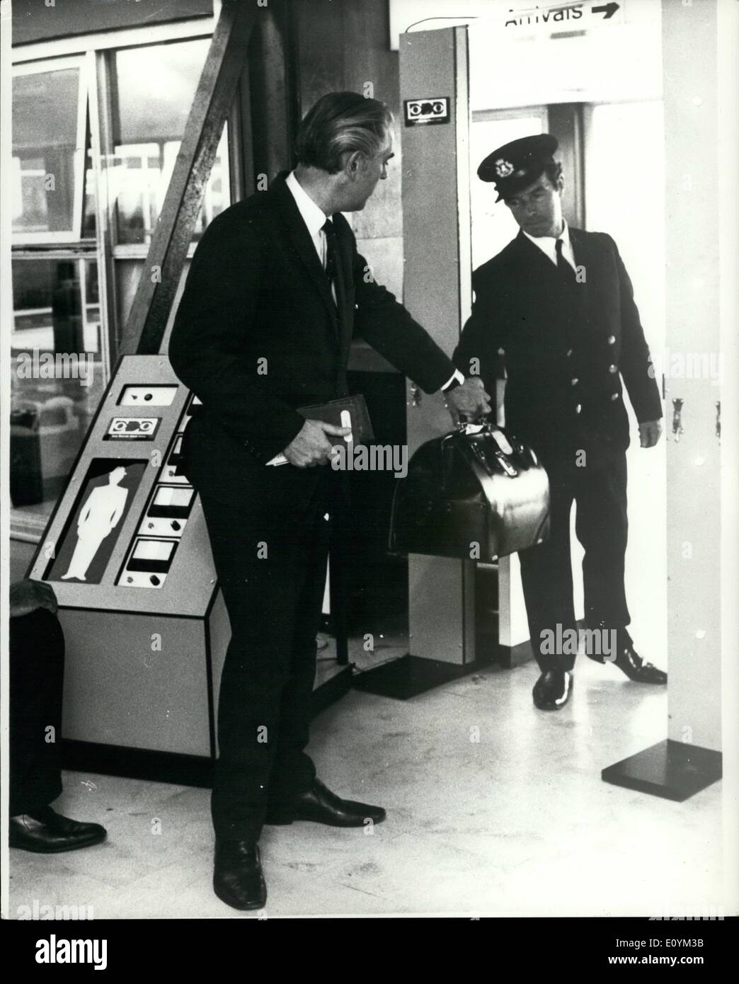 Hijacking 1970 hi-res stock photography and images - Alamy