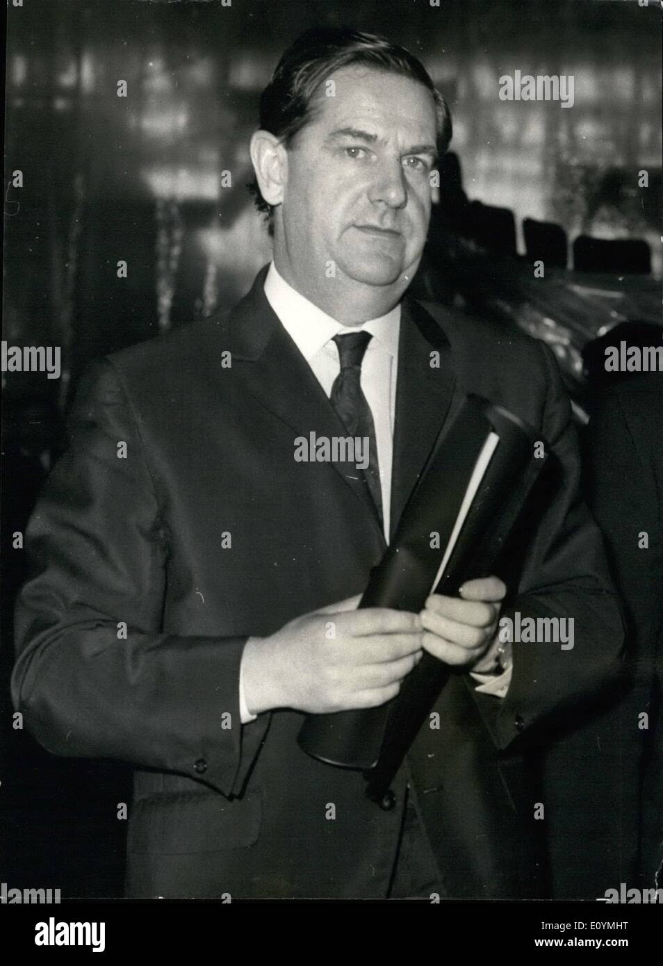 Mr adam thomson hi-res stock photography and images - Alamy