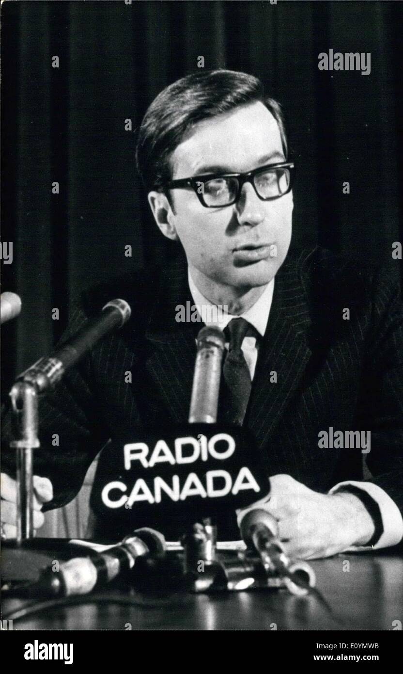Robert bourassa hi-res stock photography and images - Alamy