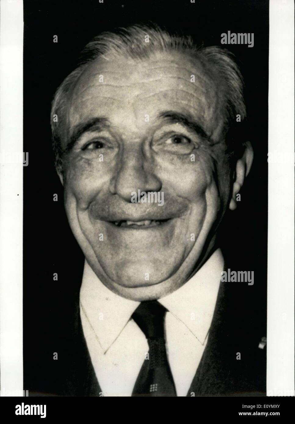 Prize physics hi-res stock photography and images - Alamy