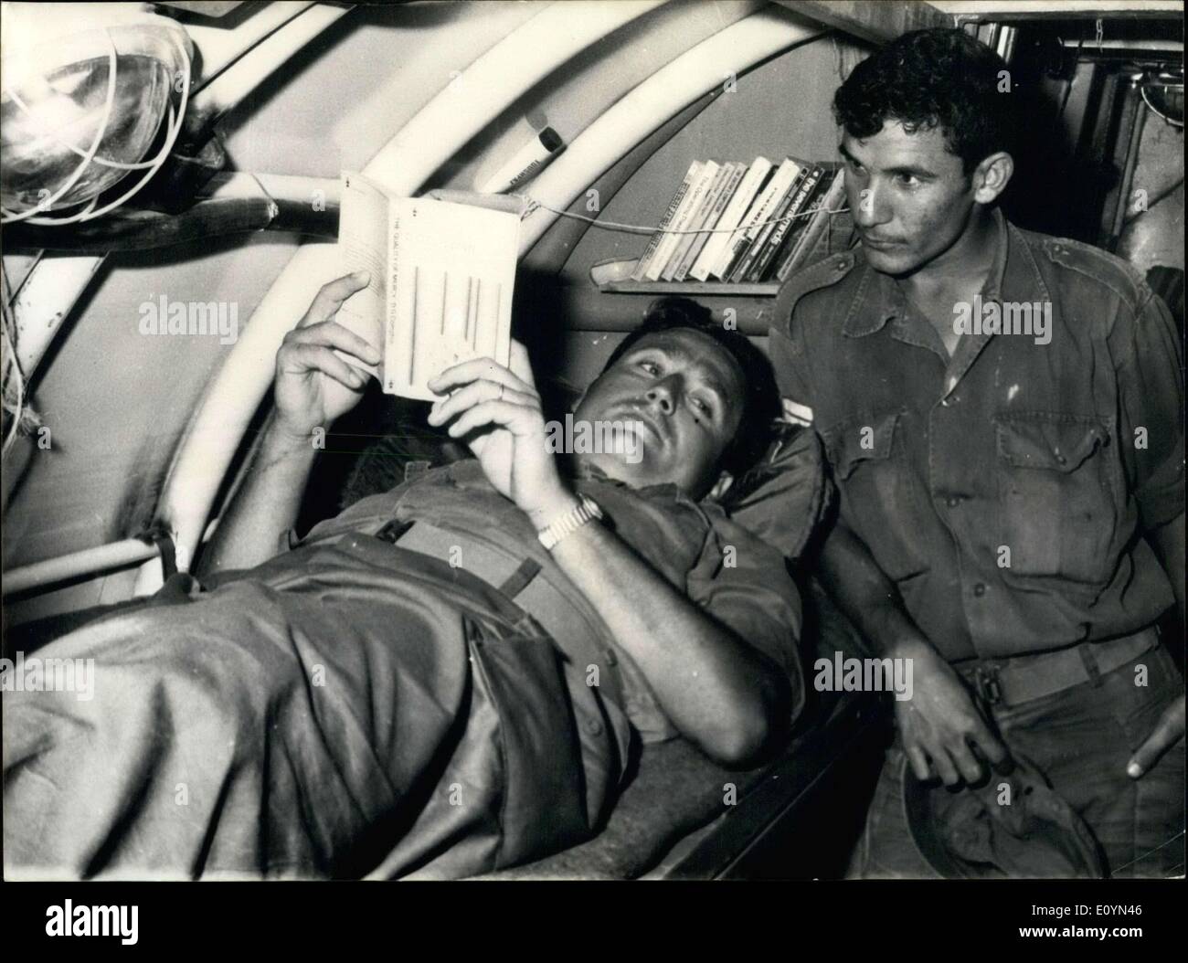 Nov. 11, 1970 - Israeli Soldiers Relax Stock Photo - Alamy