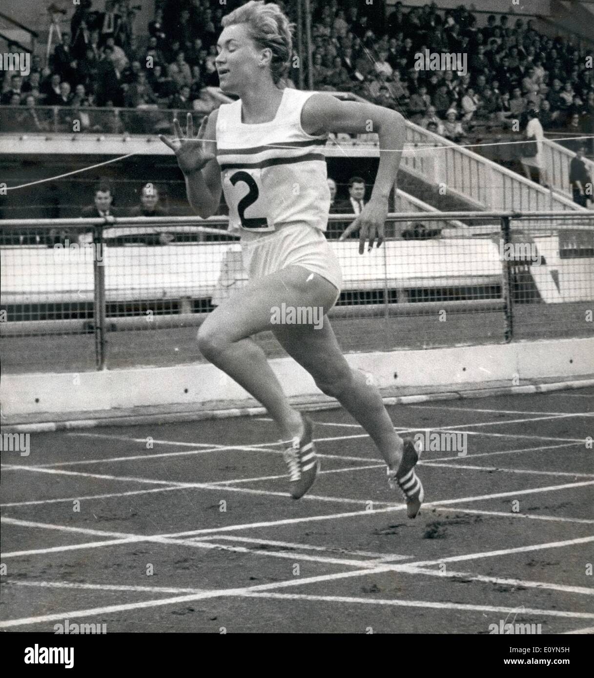 Lillian board hi-res stock photography and images - Alamy