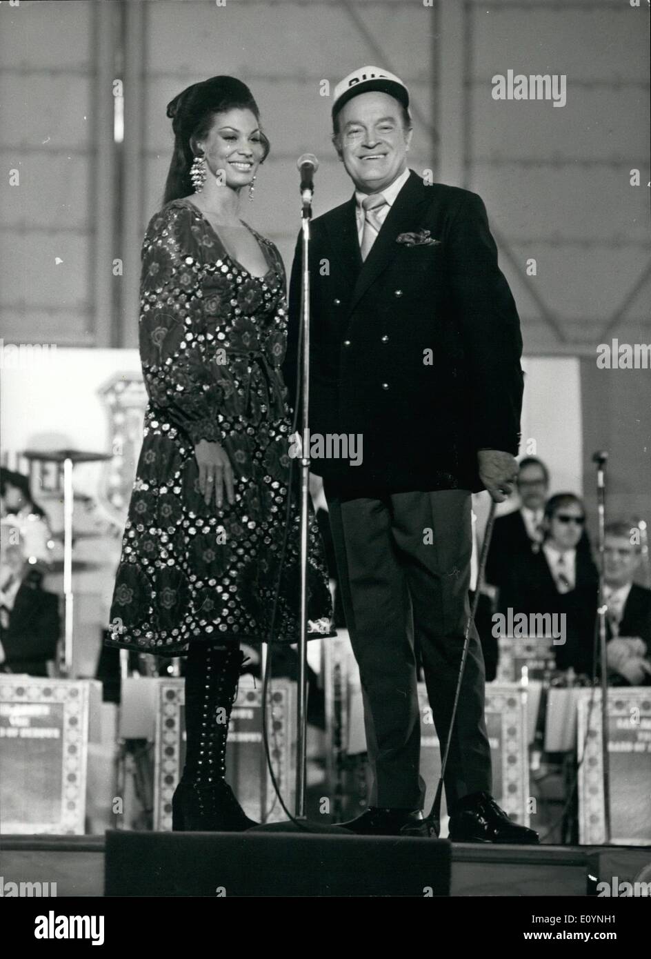 Dec. 12, 1970 - Bob Hope's Christmas Tour Begins In England. Comedian ...