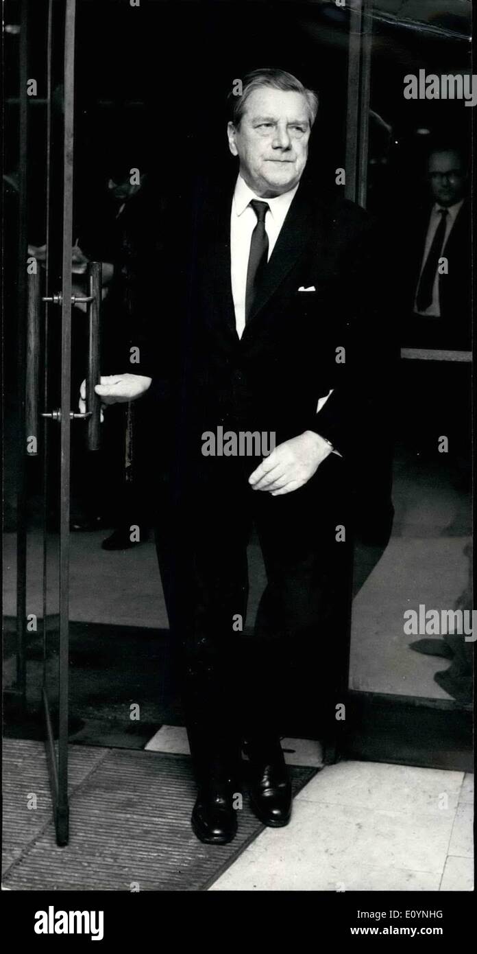 Union leaders see mr vic feather hi-res stock photography and images ...