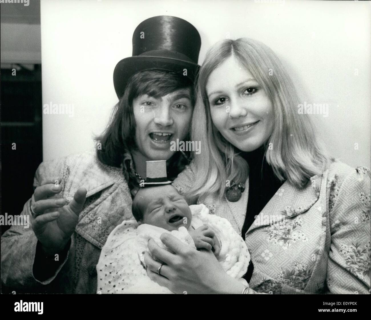 Screaming lord sutch hi-res stock photography and images - Alamy