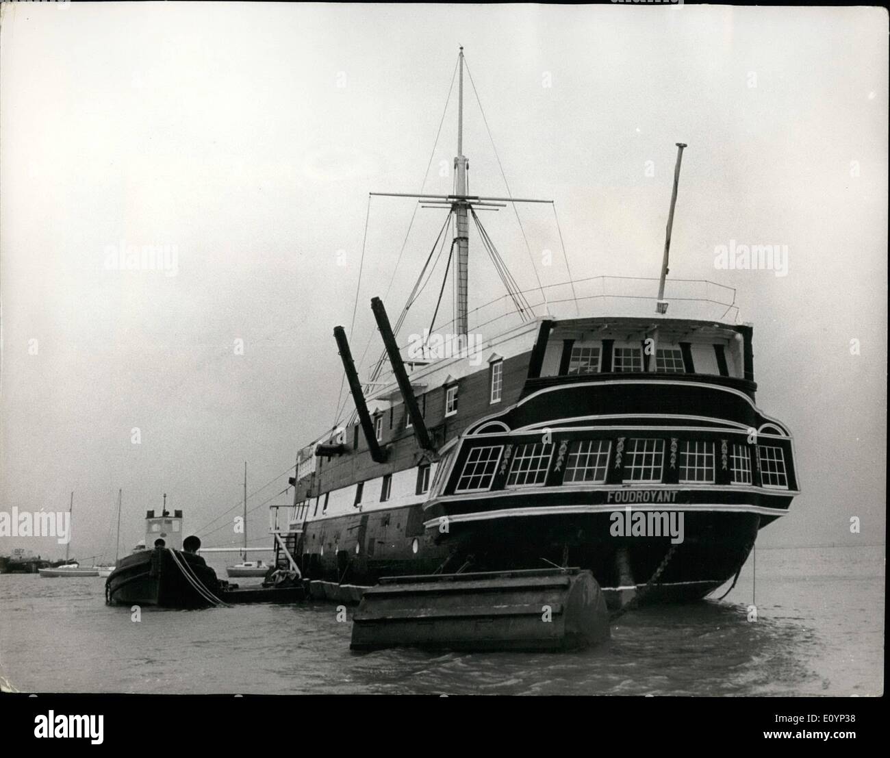 Foudroyant hi-res stock photography and images - Alamy