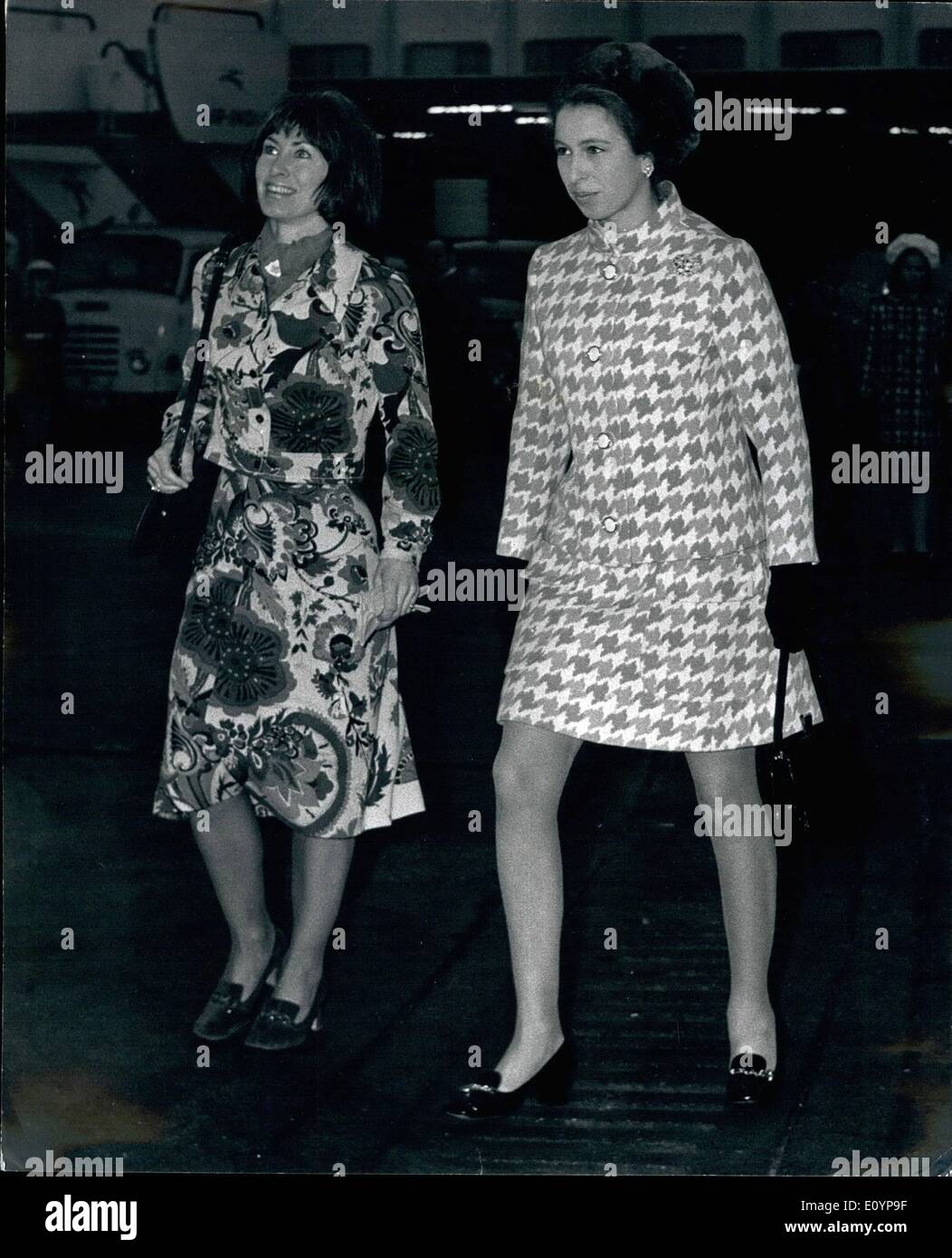 Princess anne blue peter 1971 hi-res stock photography and images - Alamy