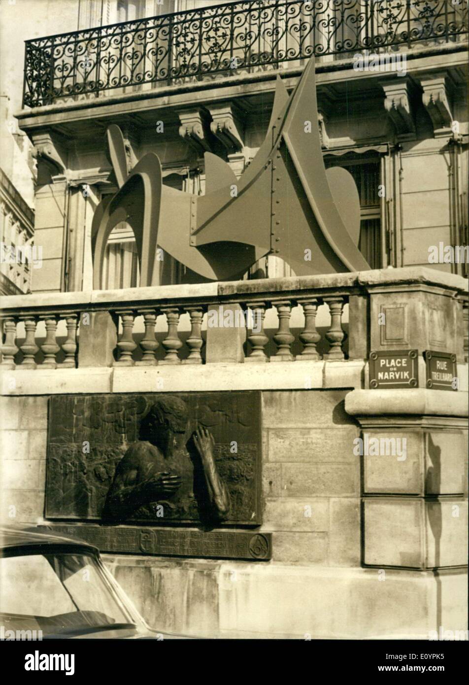 Feb. 17, 1971 - Calder Statue ''Spanish Red Cow Which Laughs'' Paris ...