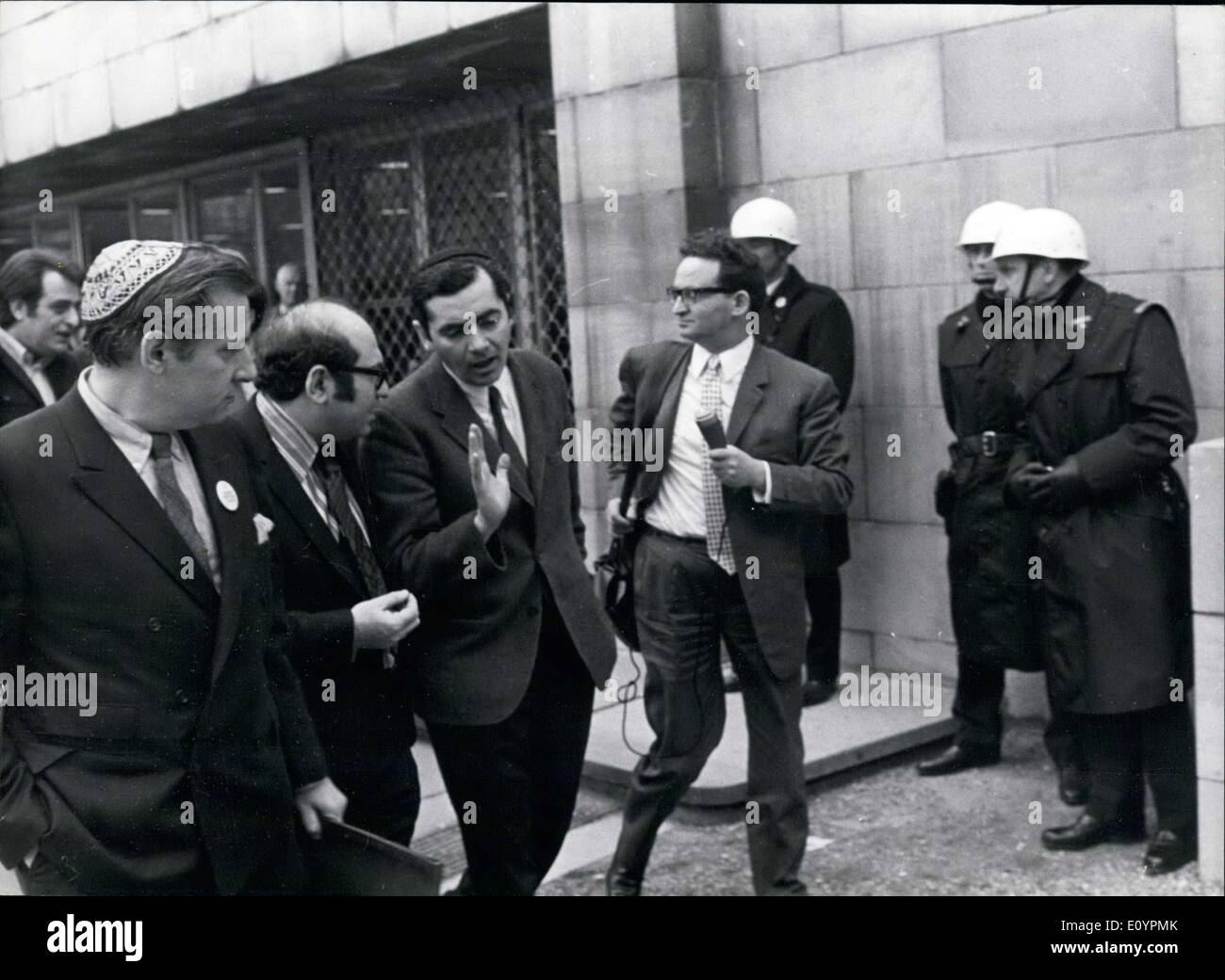 Kahane hi-res stock photography and images - Alamy