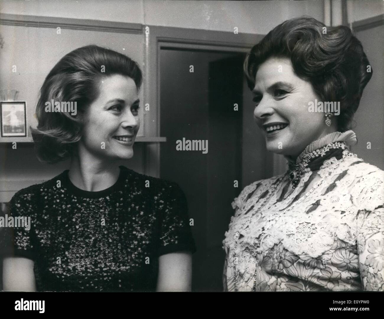 Daughter of ingrid bergman hi-res stock photography and images - Alamy