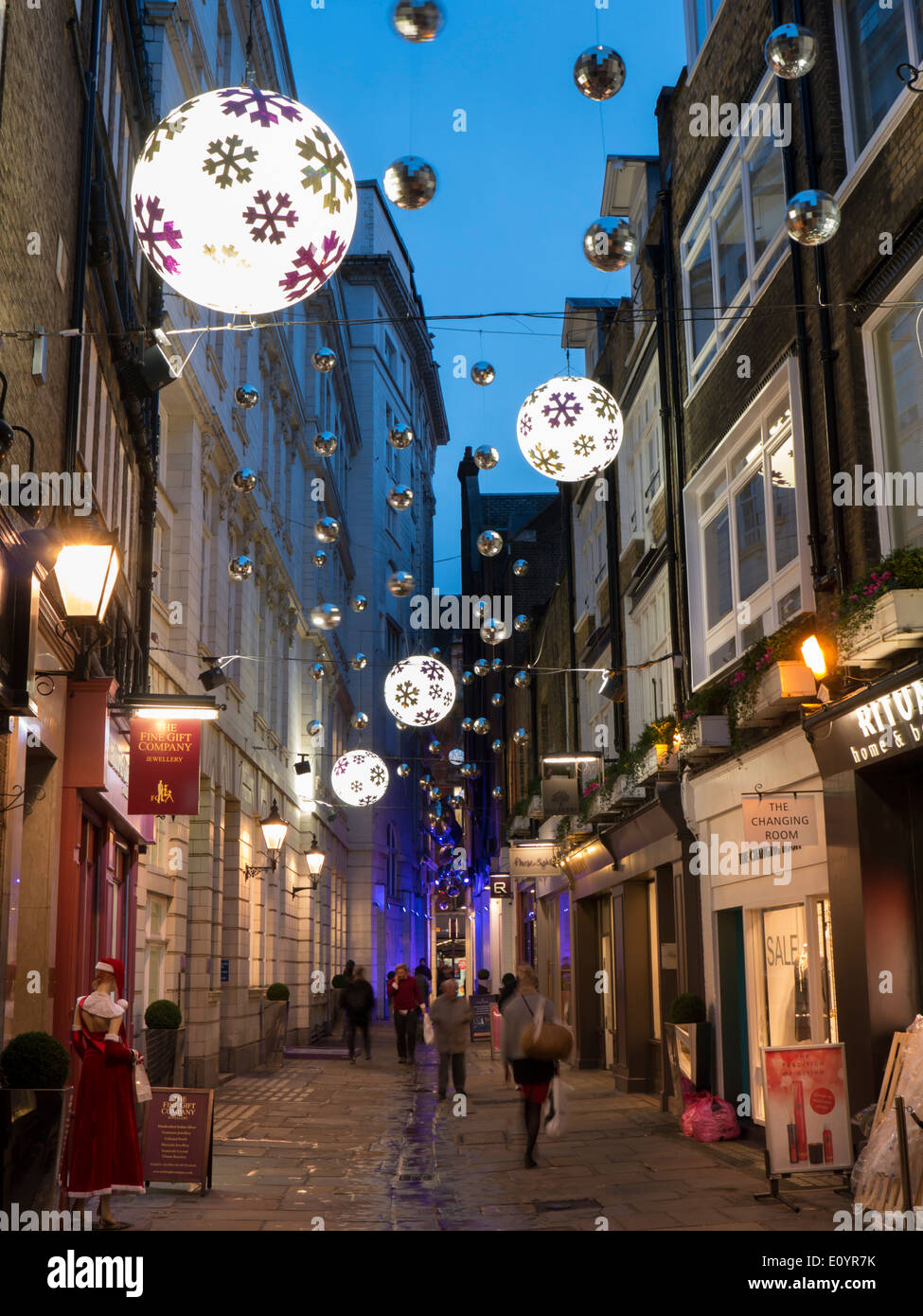 Saint christophers hi-res stock photography and images - Alamy