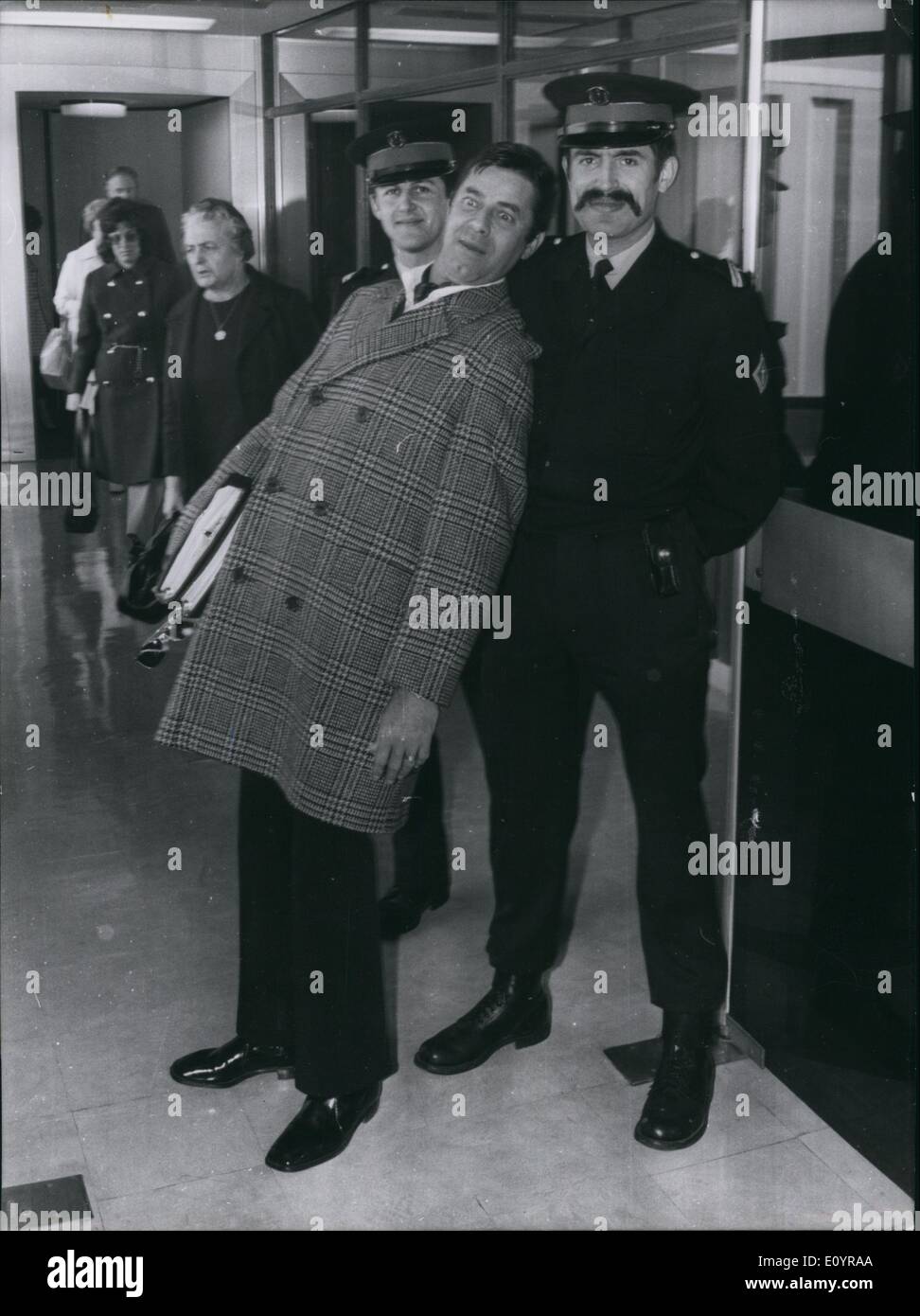 Bathysphere hi-res stock photography and images - Alamy