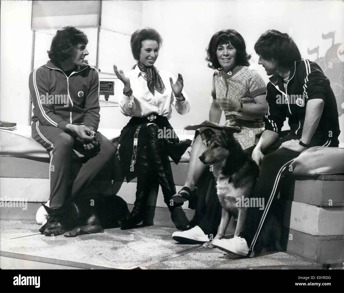 Blue peter valerie singleton john hi-res stock photography and images ...