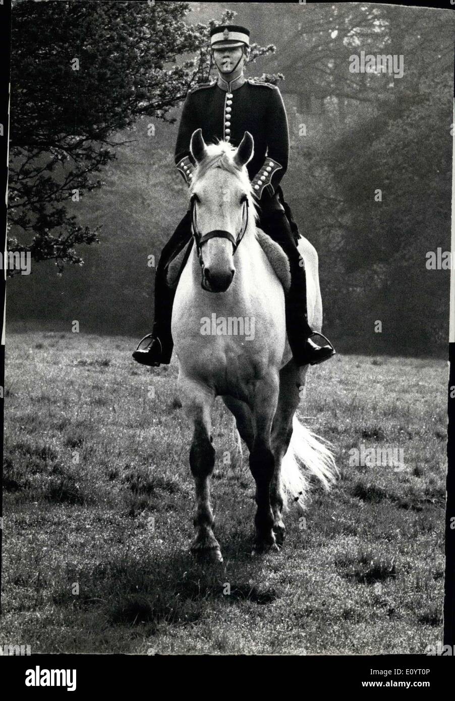 May 05, 1971 - Simon Ward to play Churchill in the film 'Young Winston ...