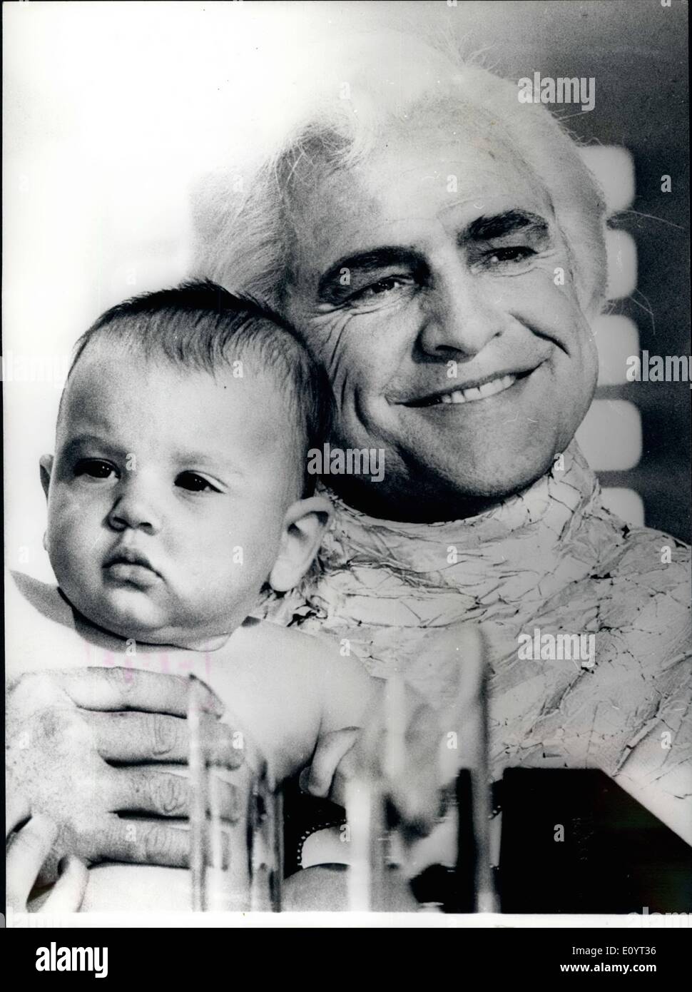 May 05, 1971 - Brando as Superdad: Marlon Brando plays Superman's ...