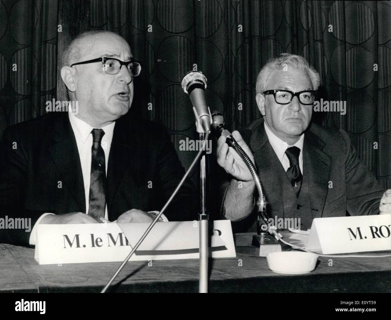 May 05, 1971 - Israel needs money.: The state of Israel starts a new ...