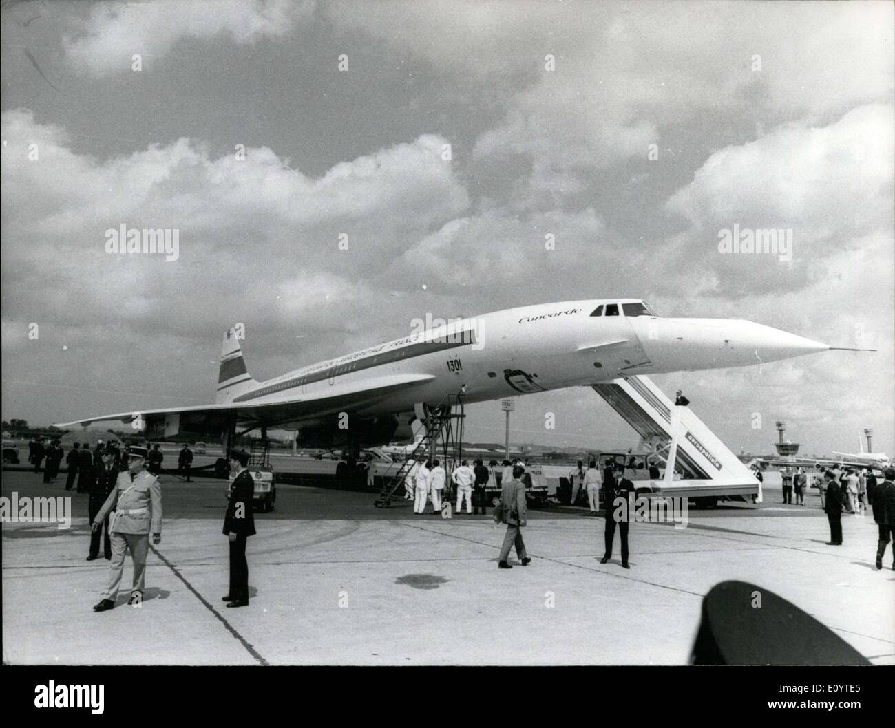 1971 the concorde arrives in bourget hi-res stock photography and ...