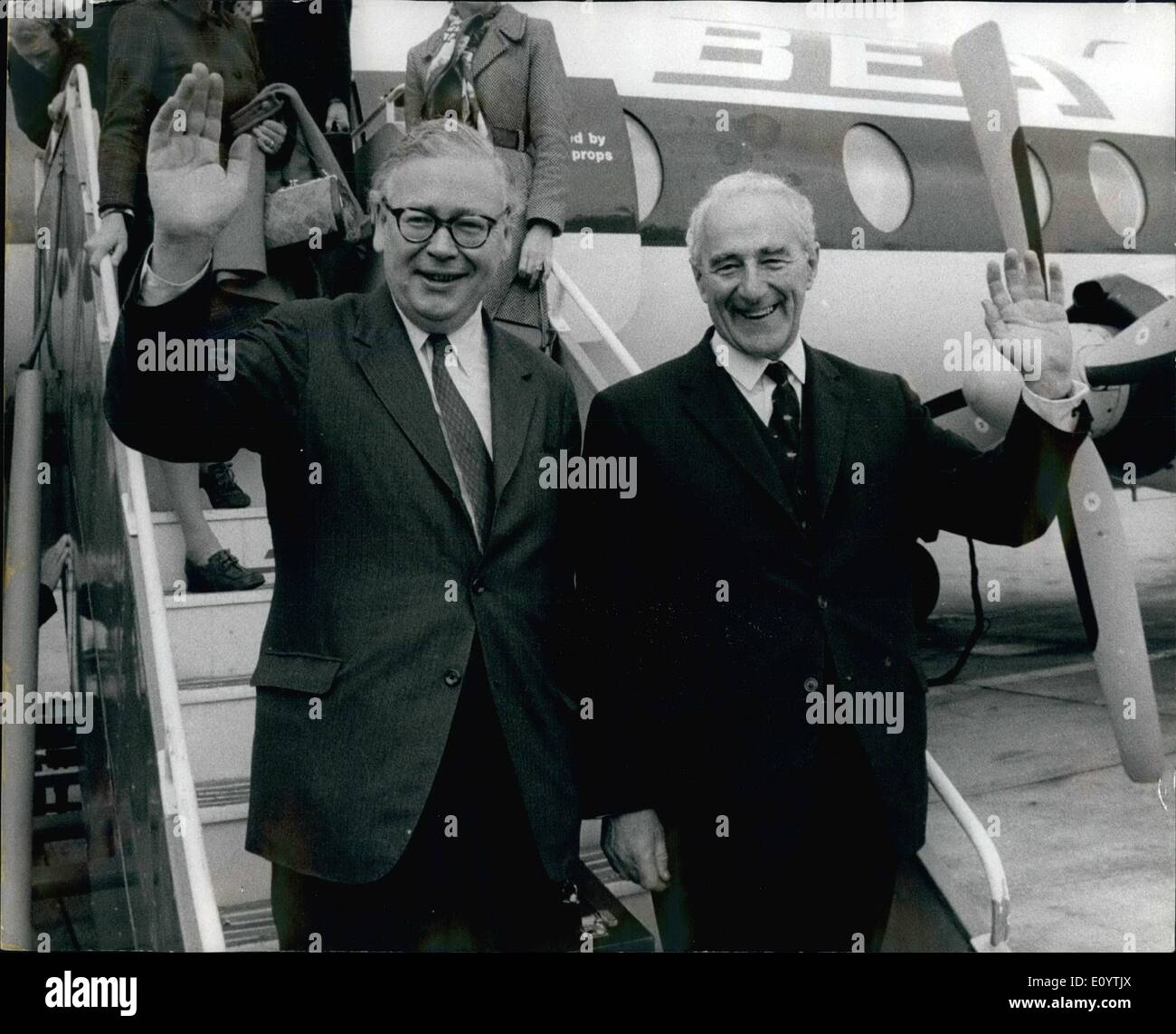 Jun. 06, 1971 - Mr. Rippon back from Luxembourg; Photo Shows Mr ...