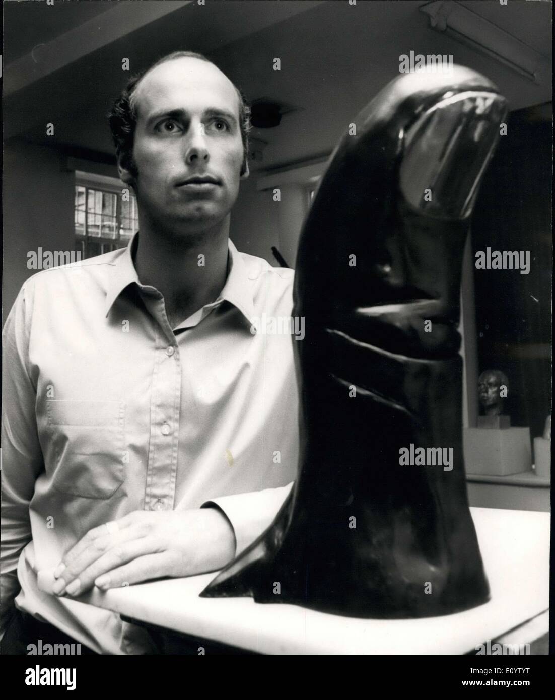 Colin miller sculpture hi-res stock photography and images - Alamy