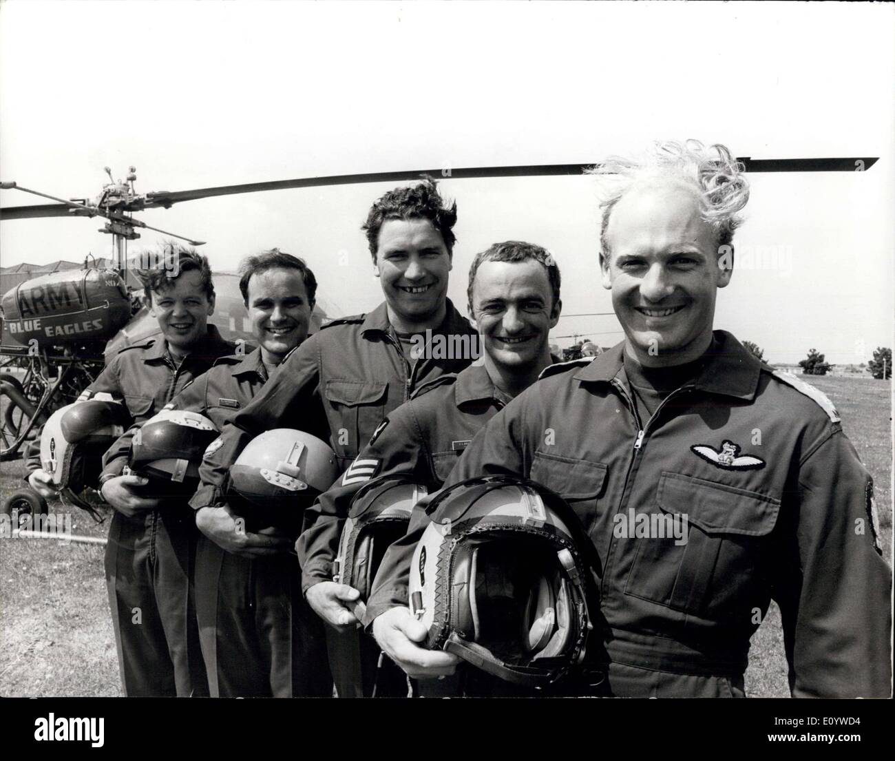 Jul. 08, 1971 - Army's Blue Eagles Display Team At Andover: Yesterday ...