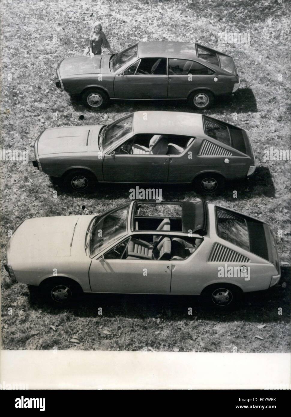 1971 at 1971 auto show hi-res stock photography and images - Alamy