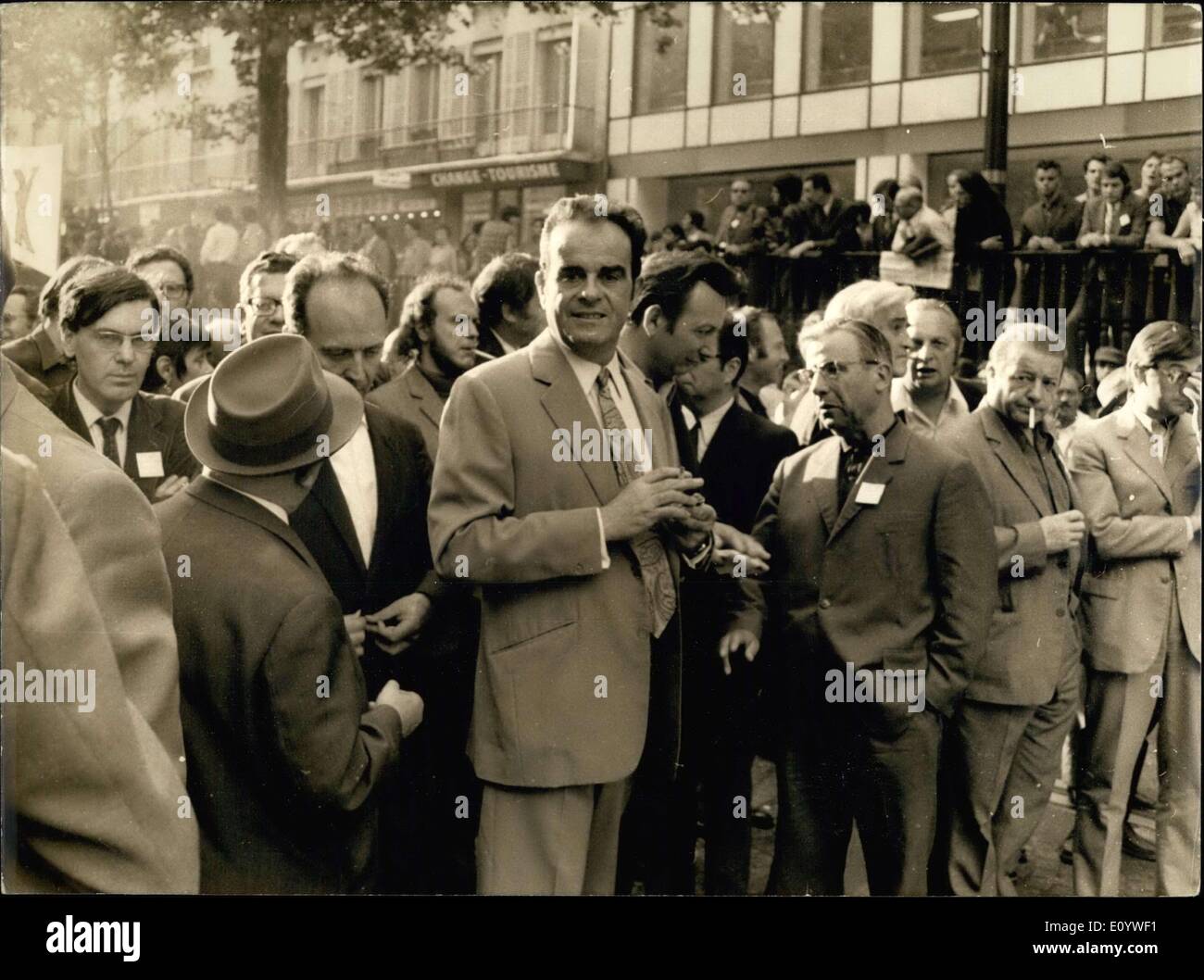 Protest paris 1971 hi-res stock photography and images - Alamy