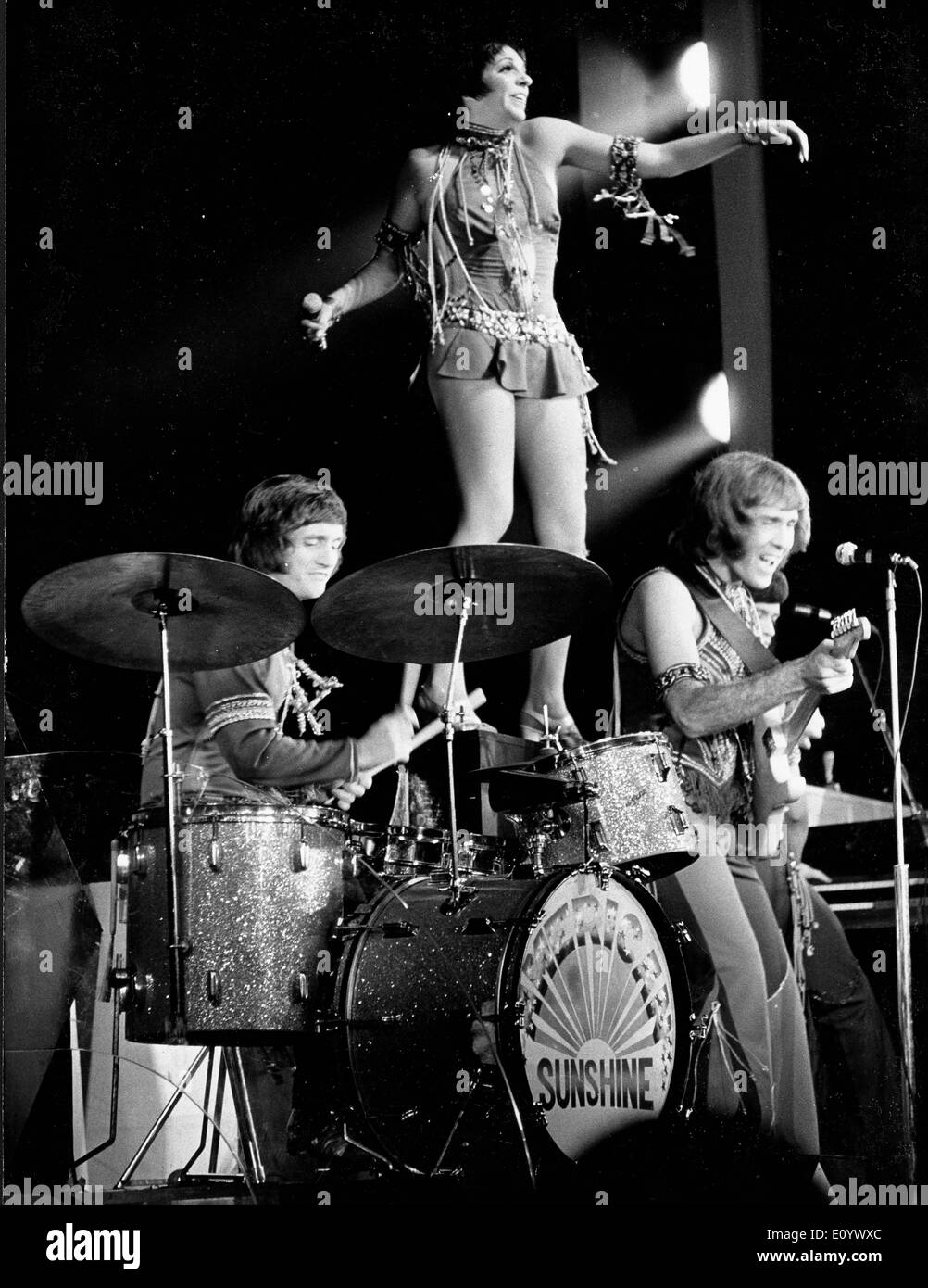 Judy garland daughter liza minnelli hi-res stock photography and images ...