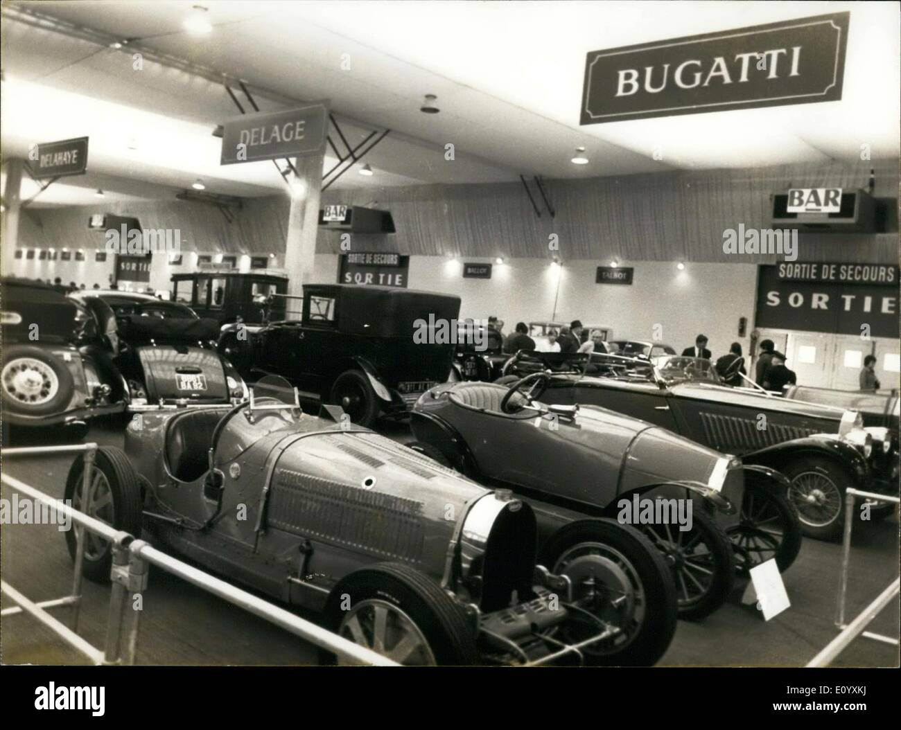 1971 at 1971 auto show hi-res stock photography and images - Alamy