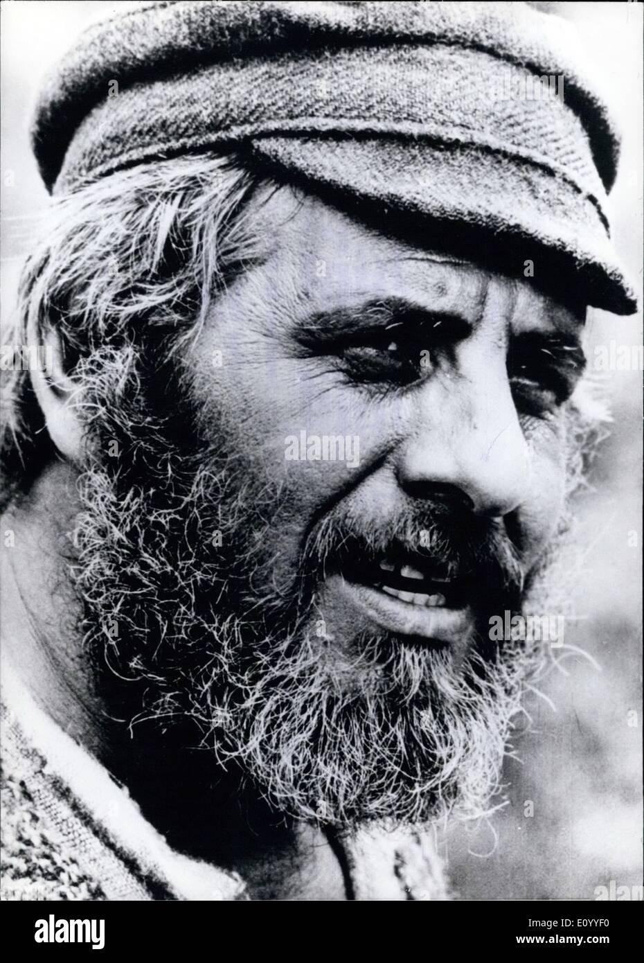 Topol actor hi-res stock photography and images - Alamy