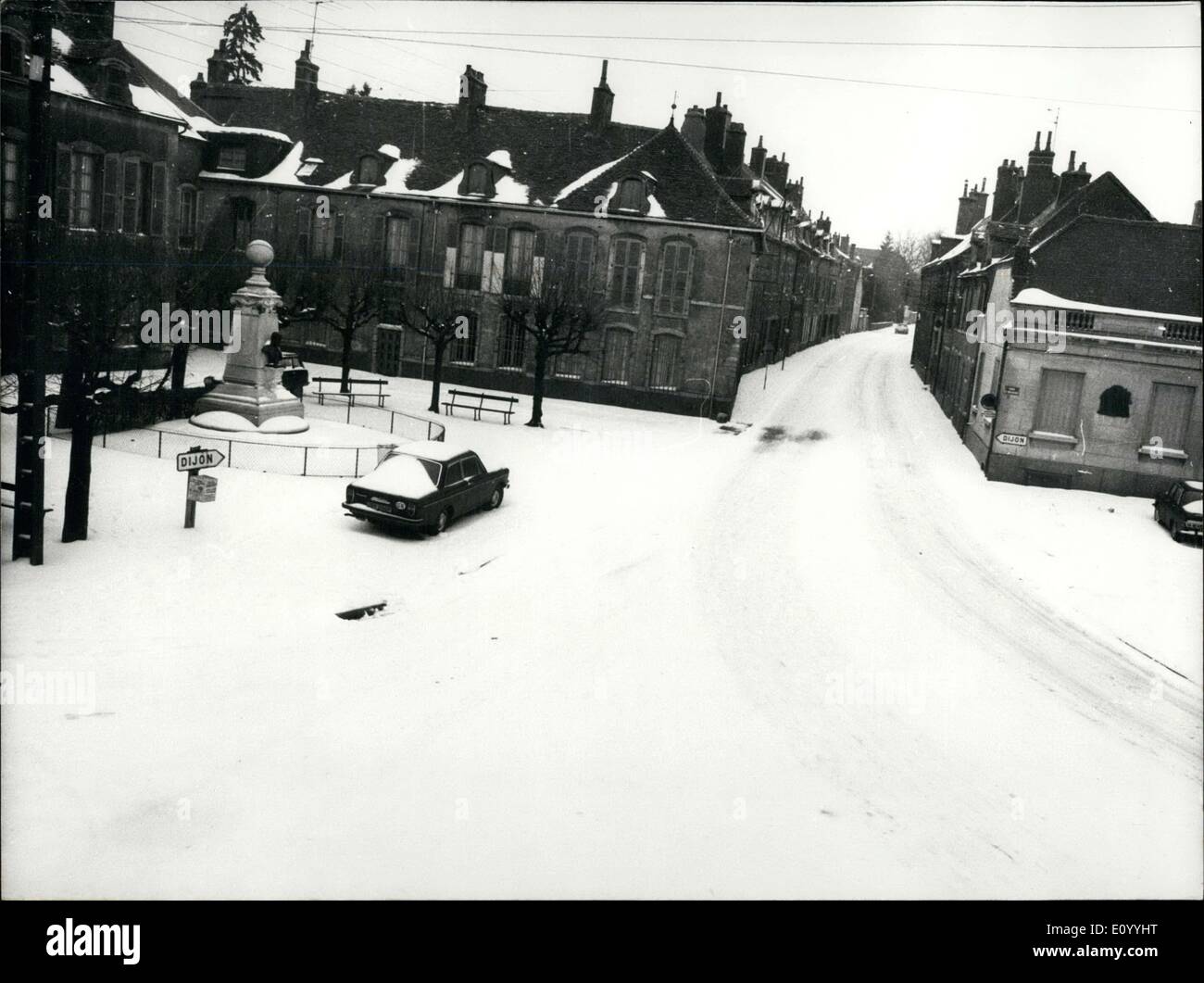 Nov. 22, 1971 - Snow on the France's Golden Coast Stock Photo - Alamy