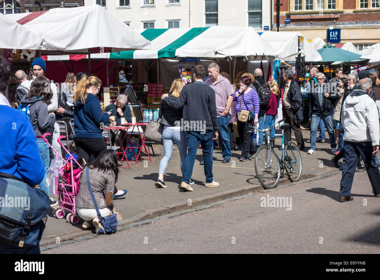 Busy market place hi-res stock photography and images - Alamy