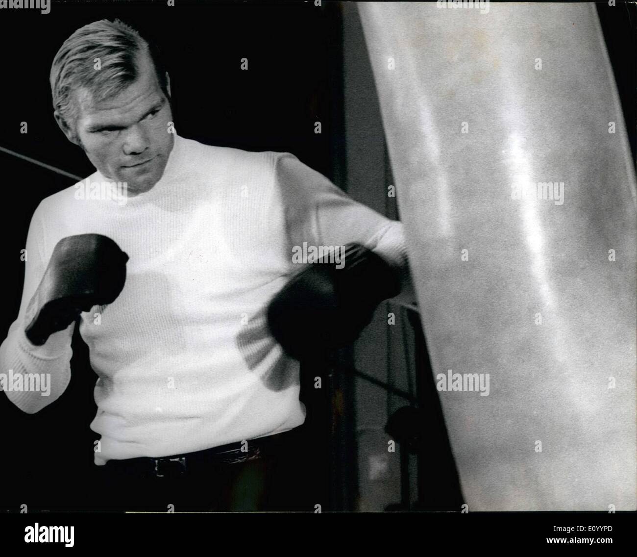 Dec. 12, 1971 - Christmas Fight Clay - Blin in Zurich: On December the ...