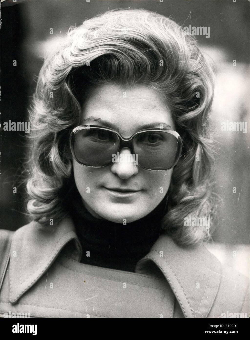 Jan. 14, 1972 - Lady Mackeson Divorce Petition: Sir Rupert Mackeson, 30 ...