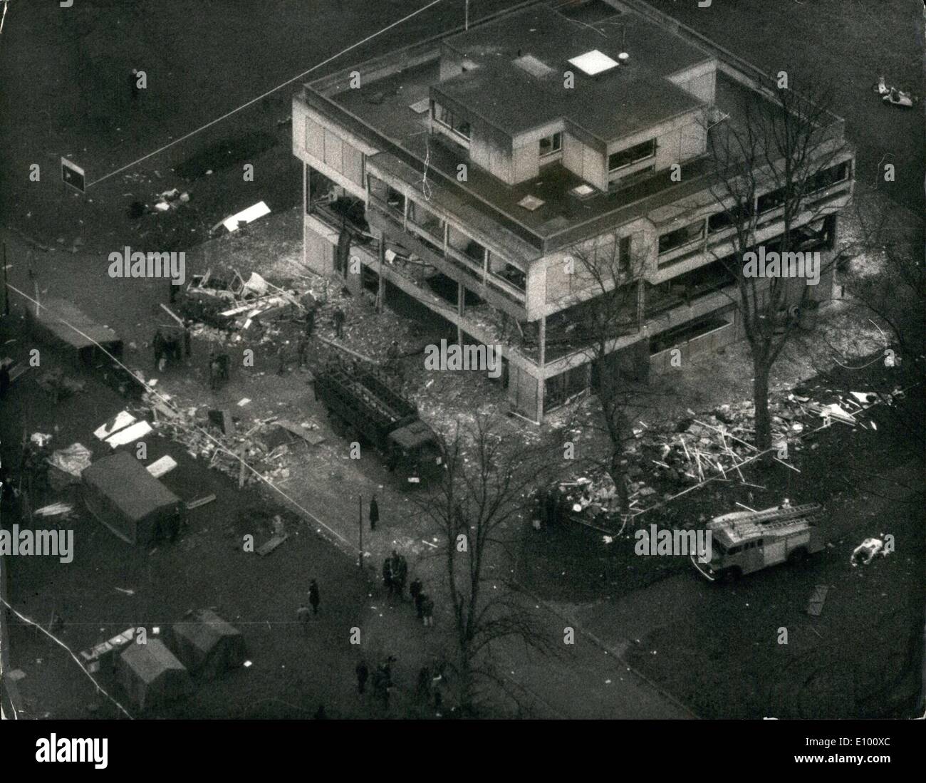 Bloody sunday 1972 ira hi-res stock photography and images - Alamy