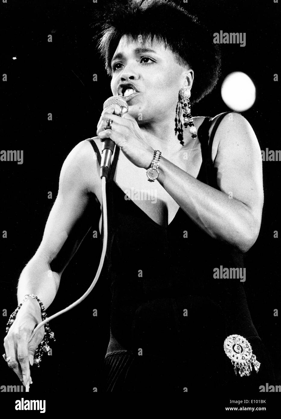 Dee dee bridgewater hi-res stock photography and images - Alamy