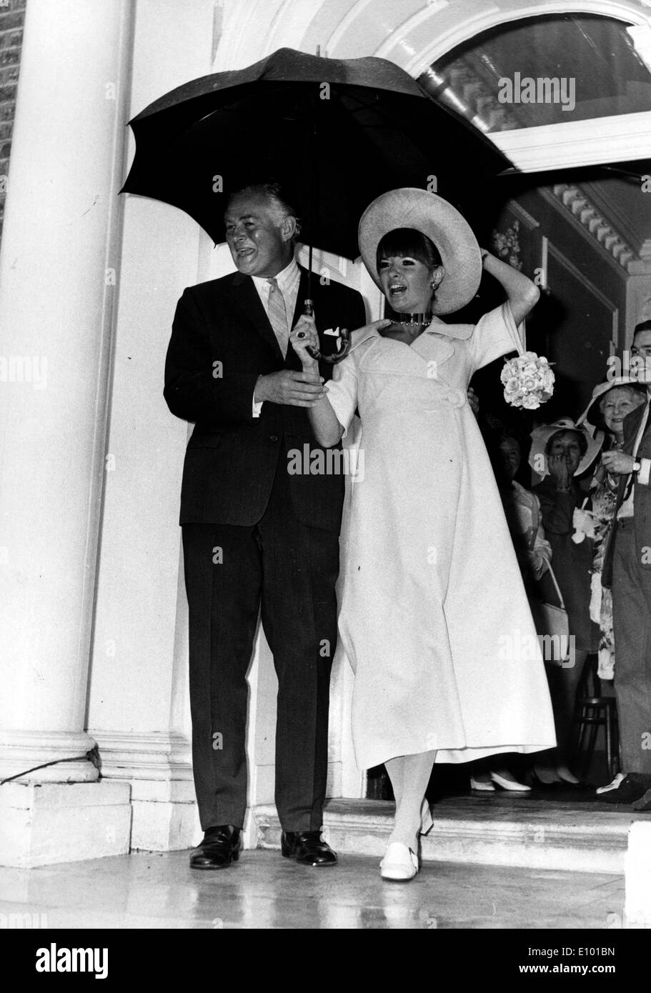 Derek bond hi-res stock photography and images - Alamy