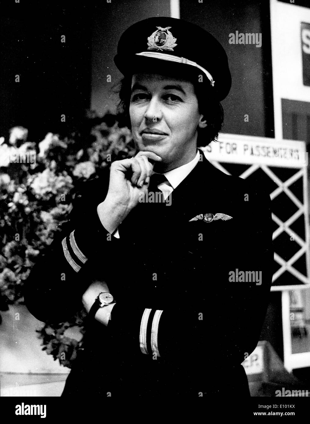 Woman in coach Black and White Stock Photos & Images - Alamy