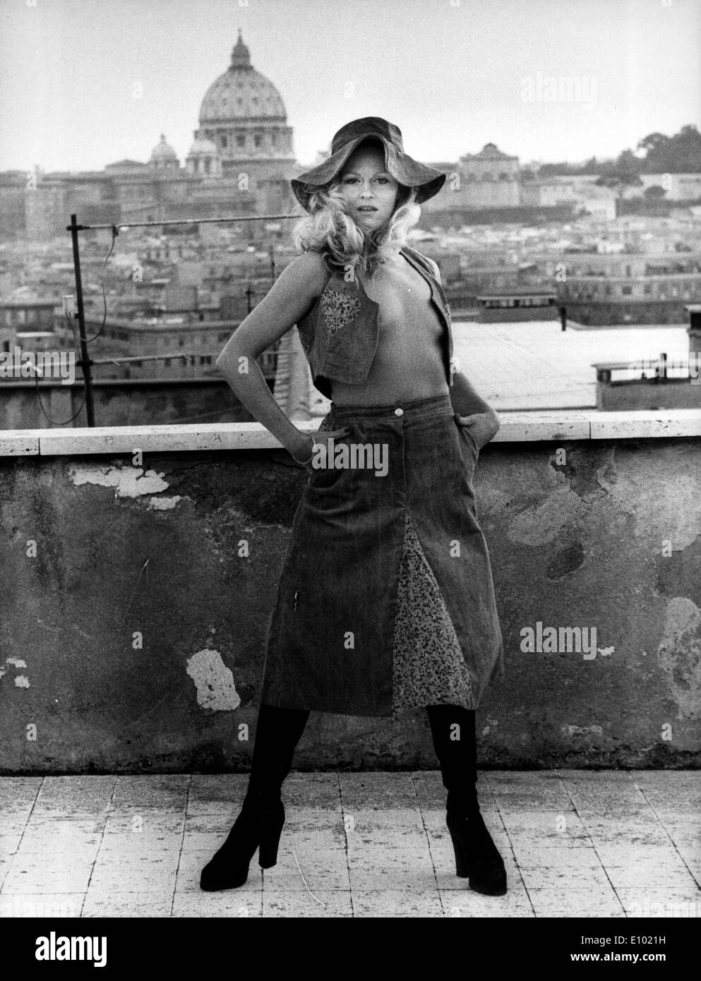 Bron bron Black and White Stock Photos & Images - Alamy