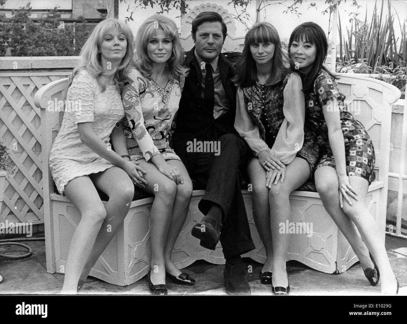 Rita tushingham hi-res stock photography and images - Alamy