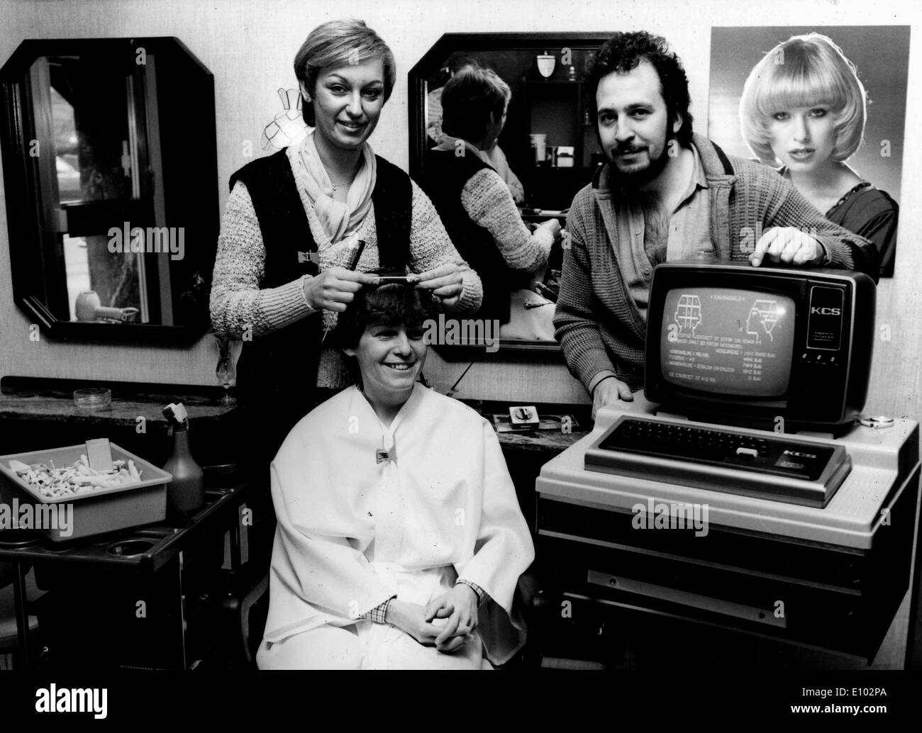Early computers 70s hi-res stock photography and images - Alamy