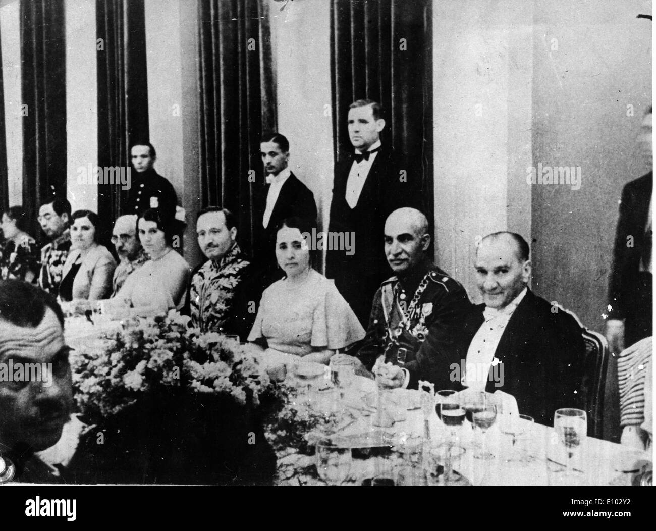 Royal family of iran hi-res stock photography and images - Alamy