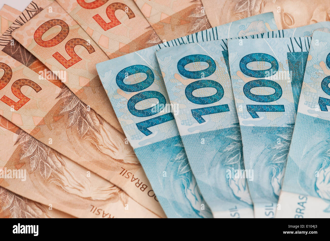 A few bills of brazilian currency (real Stock Photo - Alamy