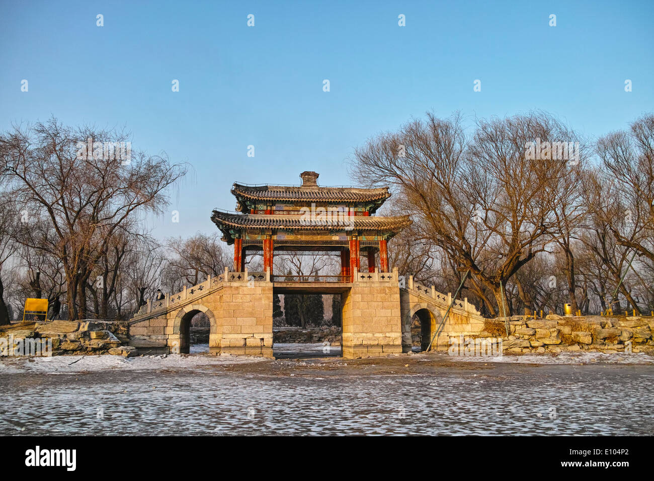 Bridge pavilion hi-res stock photography and images - Alamy