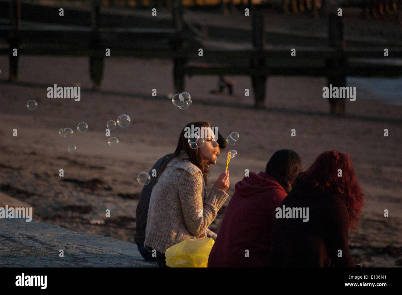 Balmy night hi-res stock photography and images - Alamy