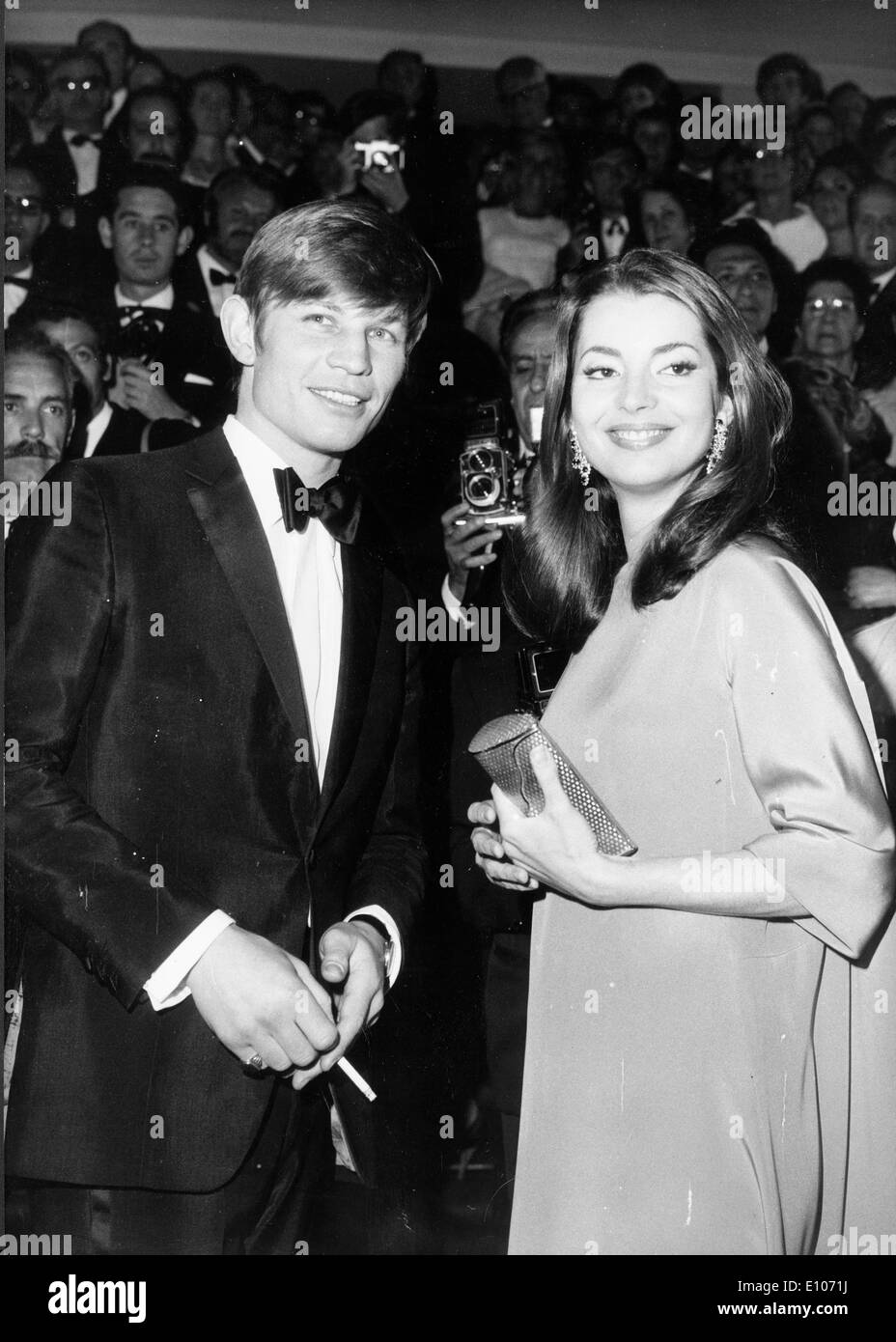 Actor Michael York High Resolution Stock Photography and Images - Alamy