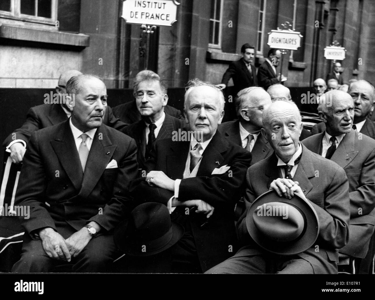 LOUIS V. DE BROGLIE Stock Photo - Alamy