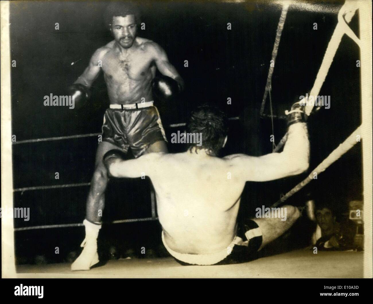 12 1972 hi-res stock photography and images - Alamy