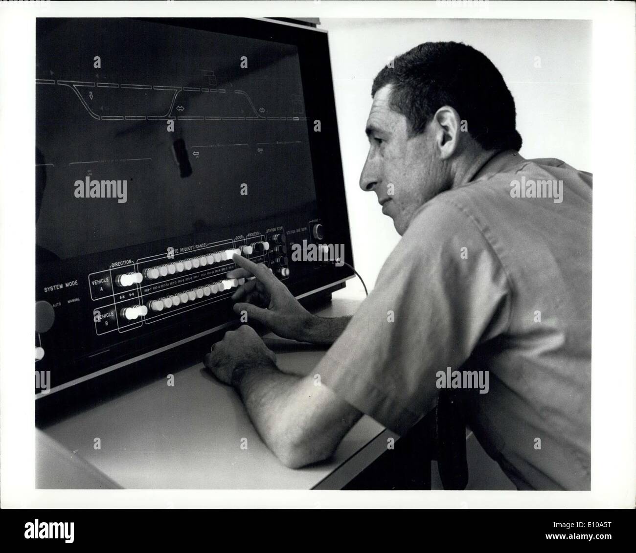 Computerized people movers hi-res stock photography and images - Alamy